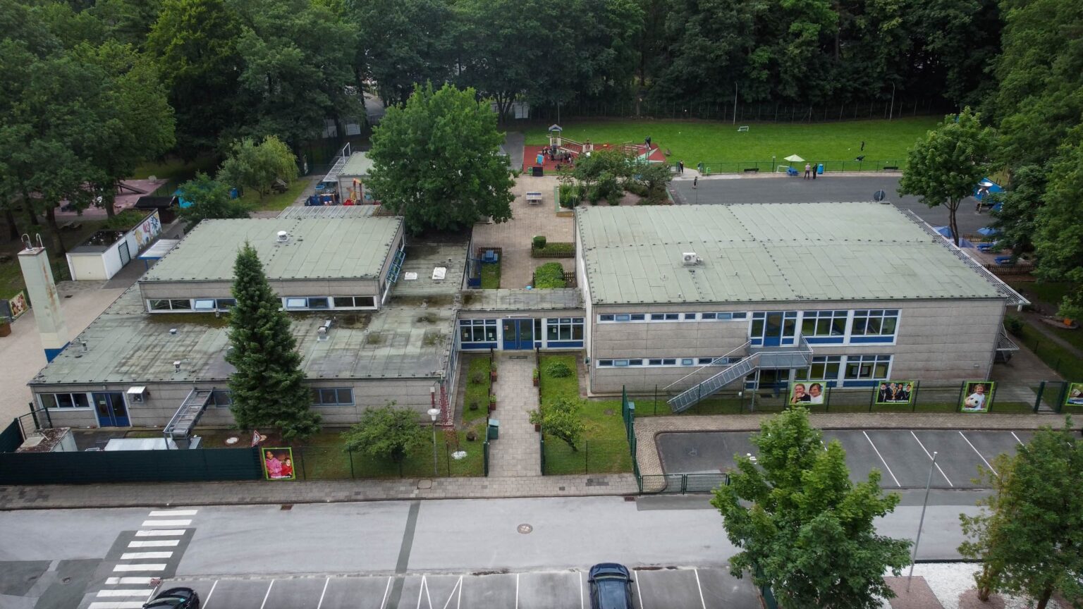 Welcome to Our School - Attenborough School